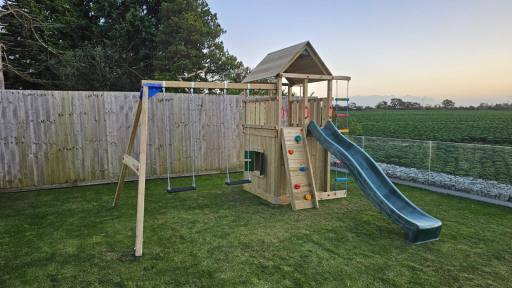 "Adventure Time" Adventurer's Outpost climbing frame - INSTALLED ...